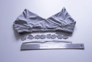 Triangle Bralette Tutorial & Pattern * UPDATED – DIY Clothes